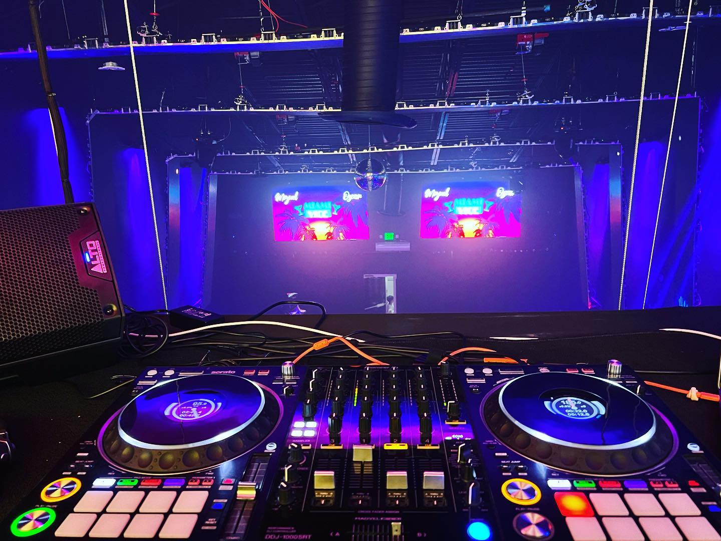 Gallery – CUZ Miami Venue